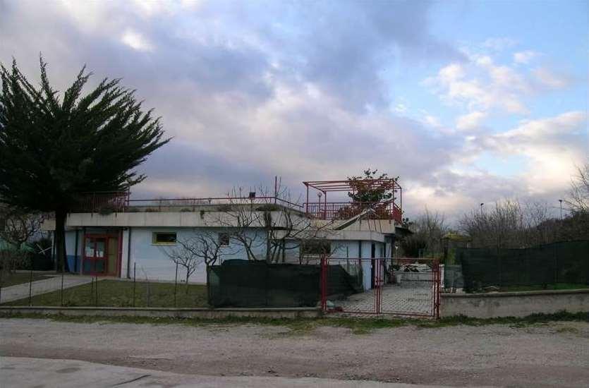 Albergo in vendita a Montecalvo In Foglia