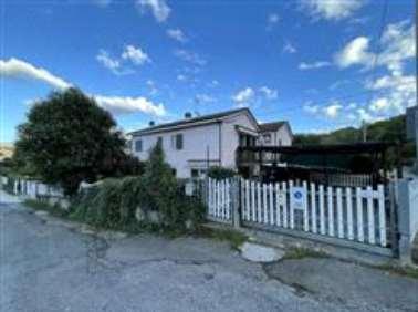 Appartamento in vendita a Ameglia