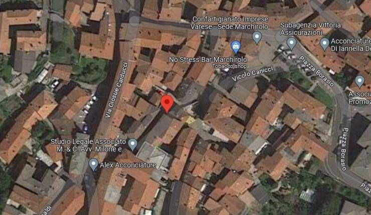 Villa in vendita a Marchirolo