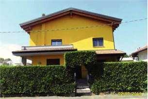 Villa unifamiliare in vendita a Saronno
