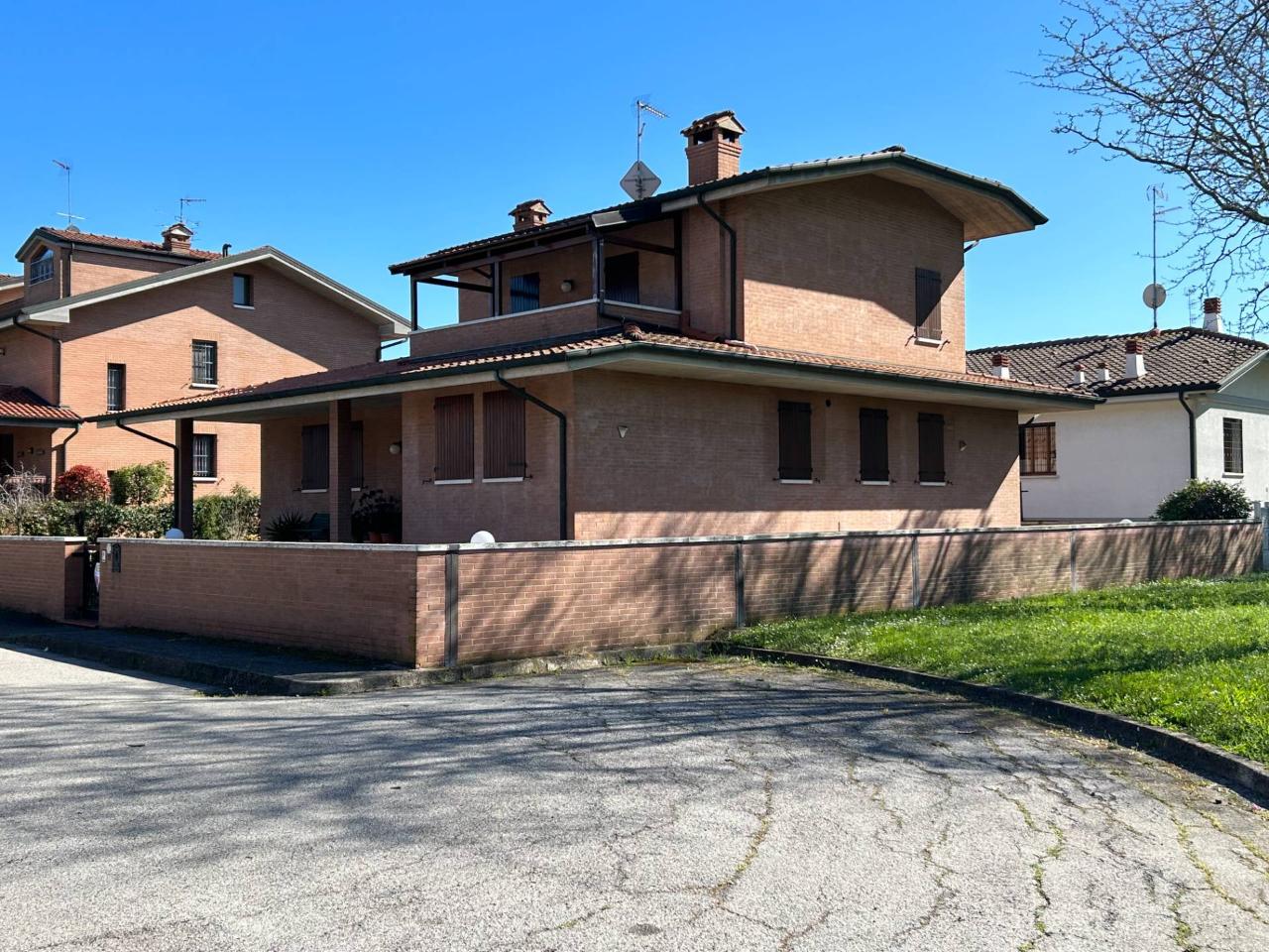 Casa indipendente in vendita a Ferrara