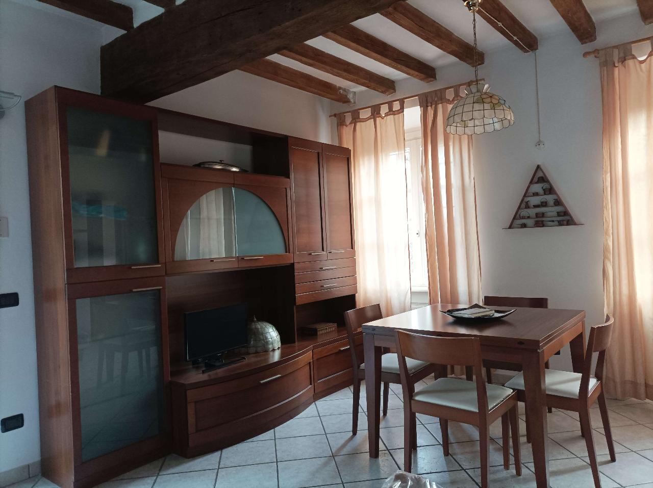 Appartamento in vendita a Piacenza