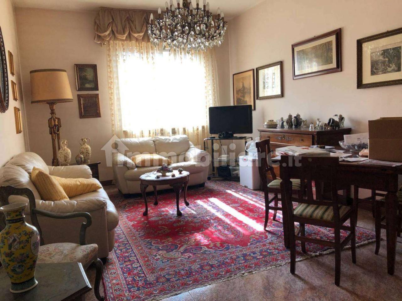 Appartamento in vendita a Piacenza