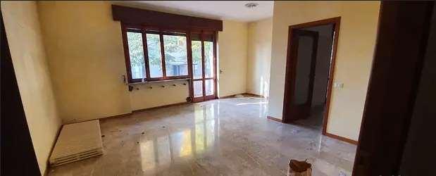 Appartamento in vendita a Piacenza