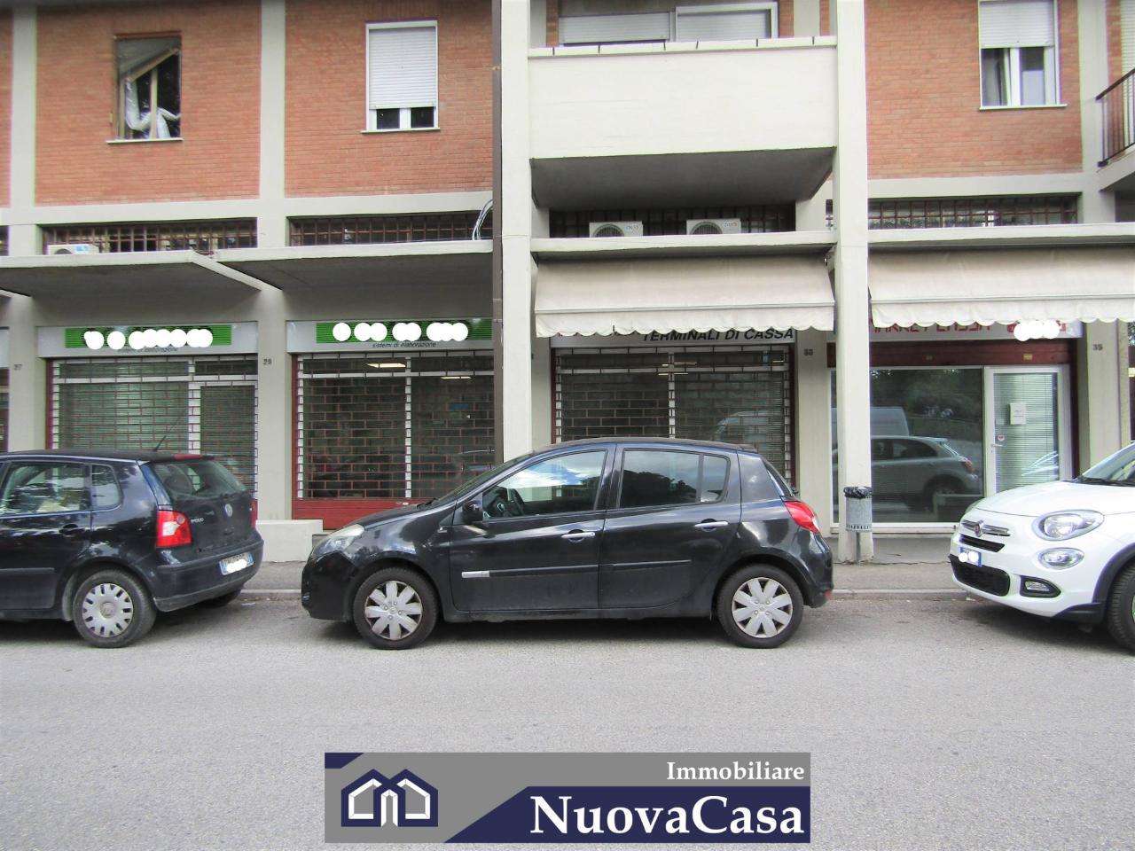 Negozio in affitto a Ferrara