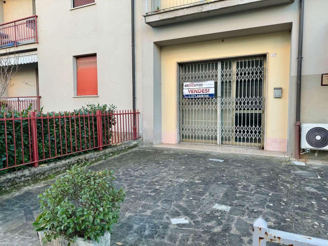 Negozio in vendita a Citta' Di Castello