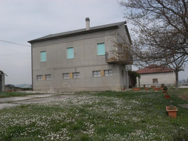 Casa indipendente in vendita a Castignano