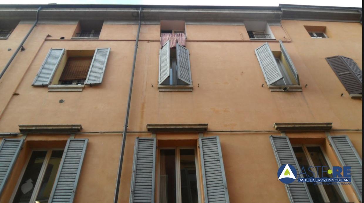 Appartamento in vendita a Modena