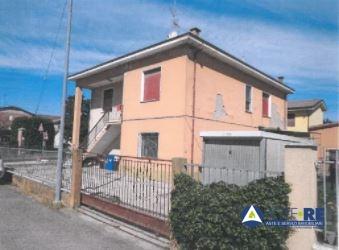 Villa in vendita a San Felice Sul Panaro