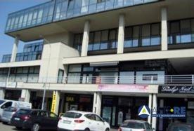 Locale commerciale in vendita a Sassuolo
