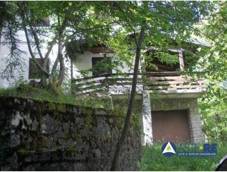 Villa in vendita a Riolunato