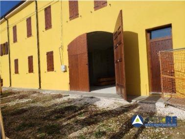 Palazzo in vendita a Carpi