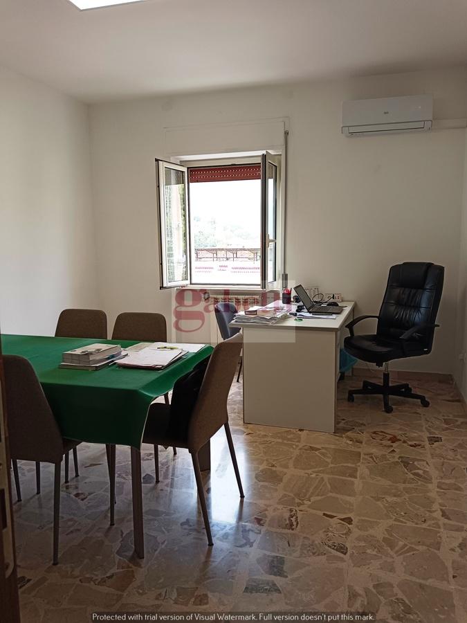 Ufficio in affitto a Rende