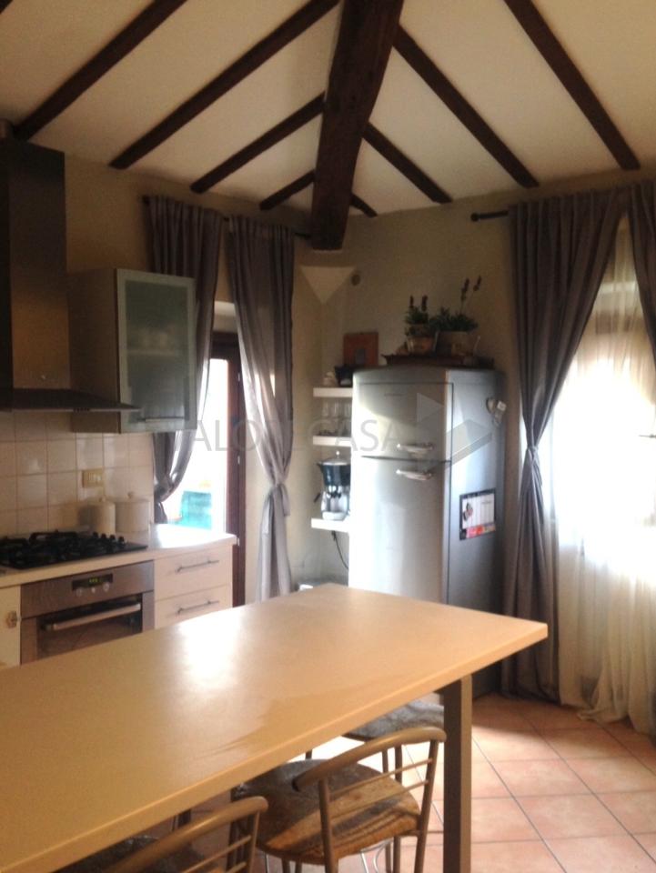 Appartamento in vendita a Carrara