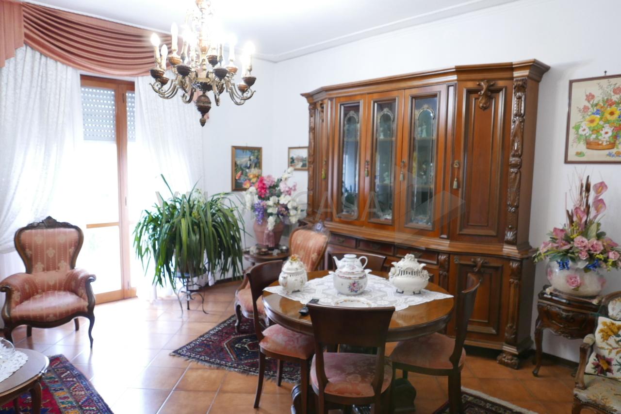 Villa a schiera in vendita a Carrara