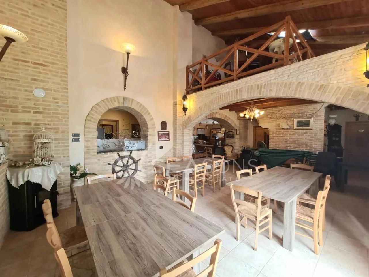 Locale commerciale in vendita a Eraclea