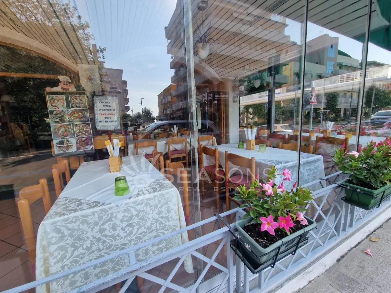 Locale commerciale in vendita a Caorle