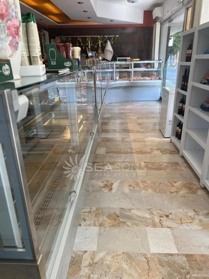 Locale commerciale in vendita a Caorle