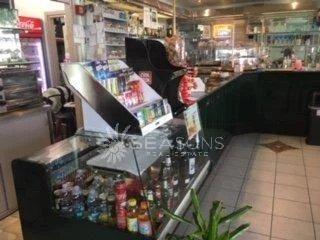 Locale commerciale in vendita a Caorle