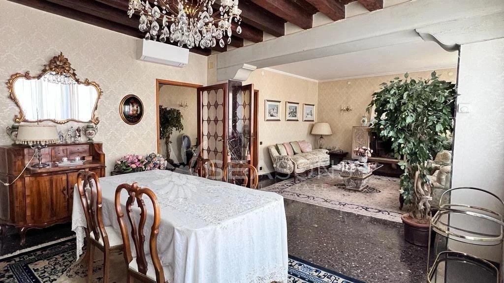 Appartamento in vendita a Venezia
