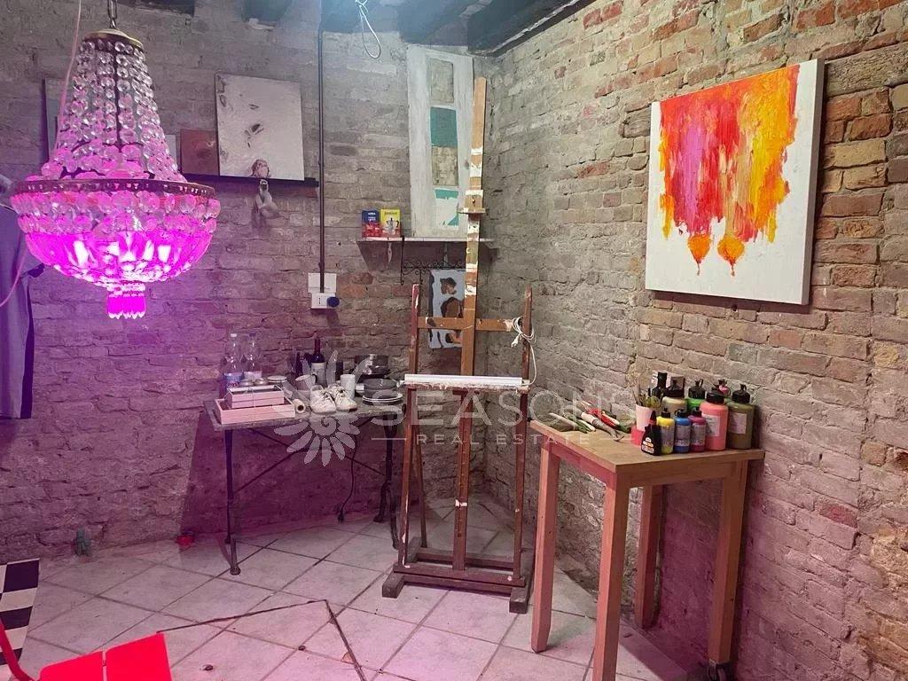 Locale commerciale in vendita a Venezia