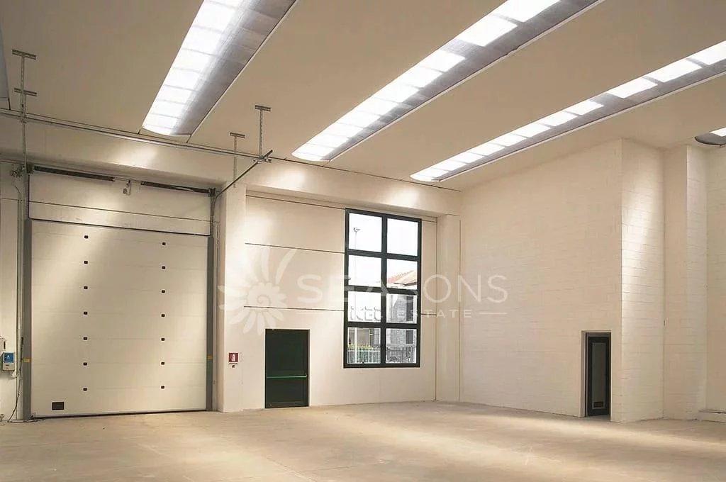 Capannone in vendita a Venezia