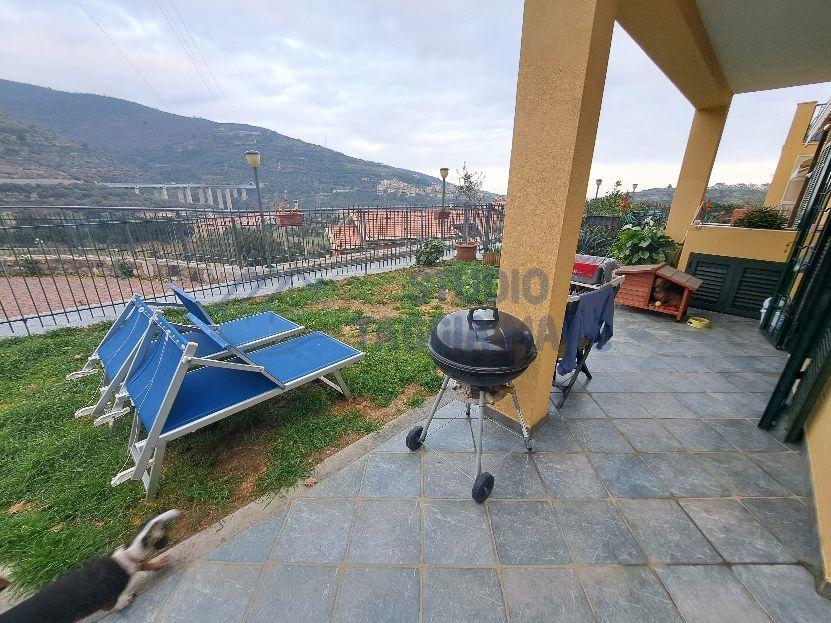 Appartamento in vendita a Castellaro