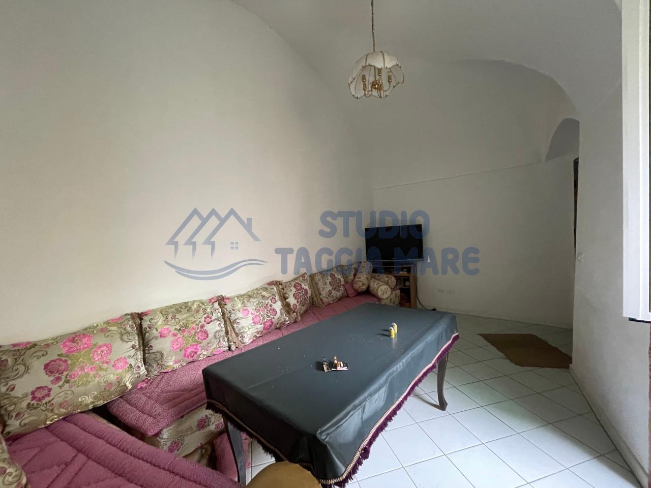 Appartamento in vendita a Taggia