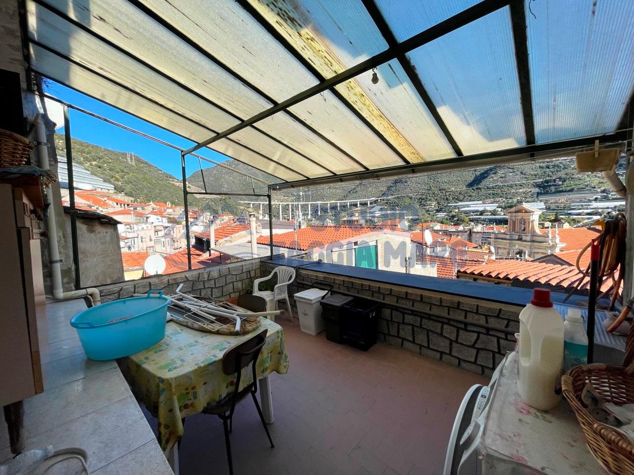 Appartamento in vendita a Taggia