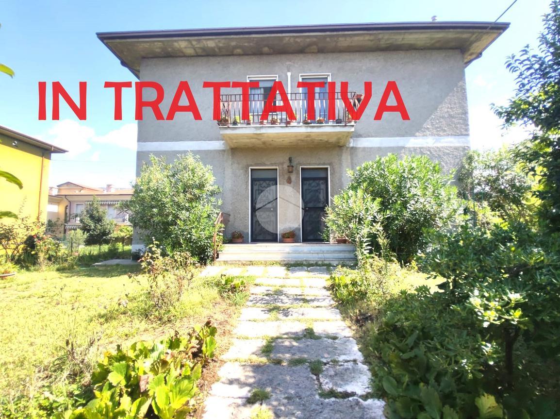 Villa in vendita a Brescia