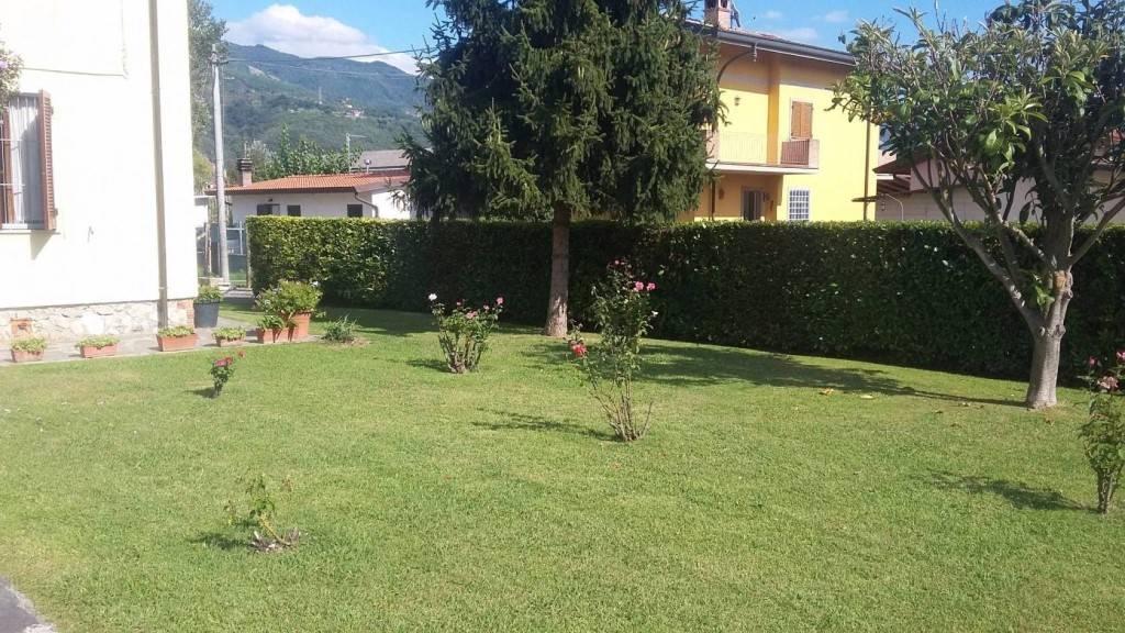 Villa unifamiliare in vendita a Montignoso