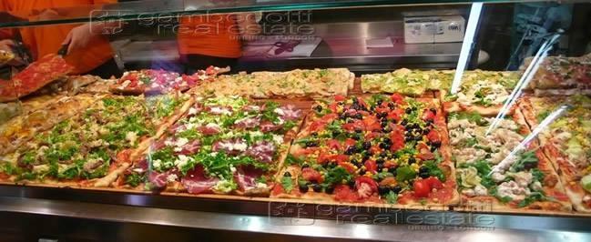 Esercizio commerciale in vendita a Urbino