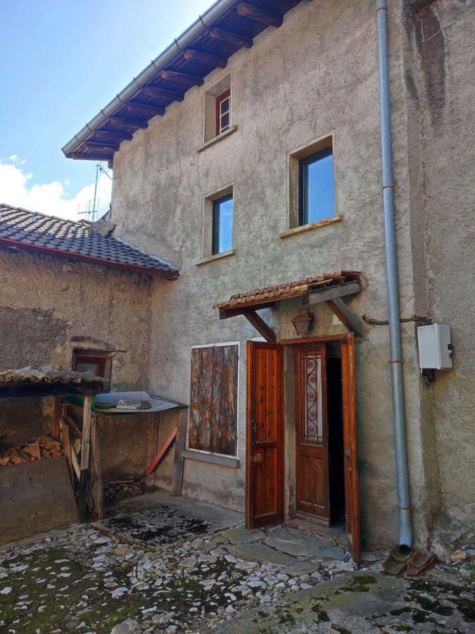 Casa indipendente in vendita a Alta Valle Intelvi
