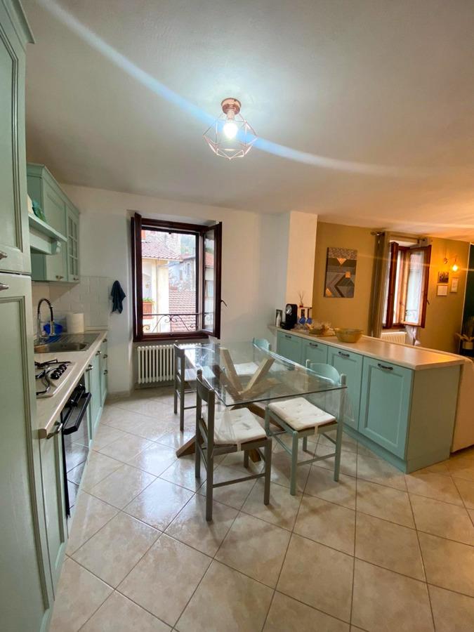 Appartamento in vendita a Claino Con Osteno