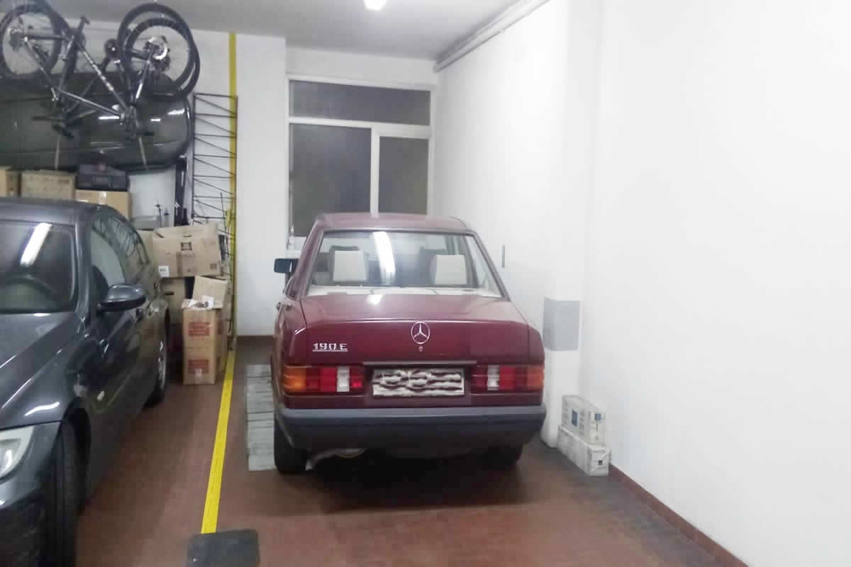 Garage - Posto auto in vendita a Genova