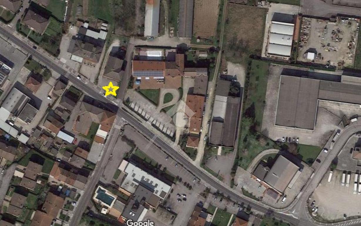 Negozio in vendita a Nogarole Rocca