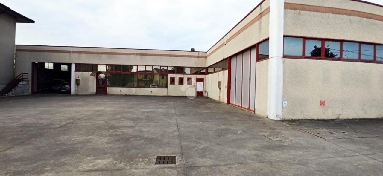 Capannone in vendita a Nogarole Rocca