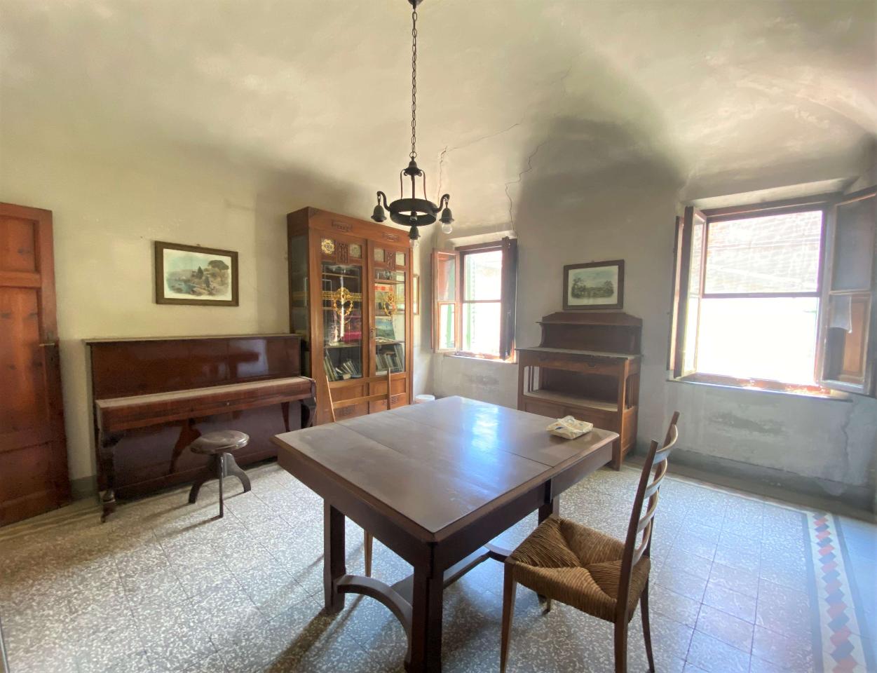 Casa indipendente in vendita a Cascina