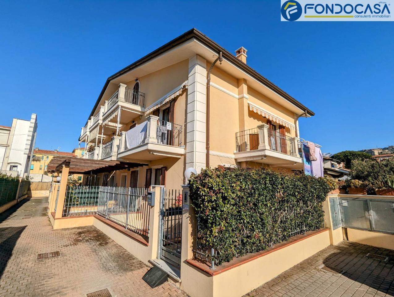 Villa in vendita a Massa