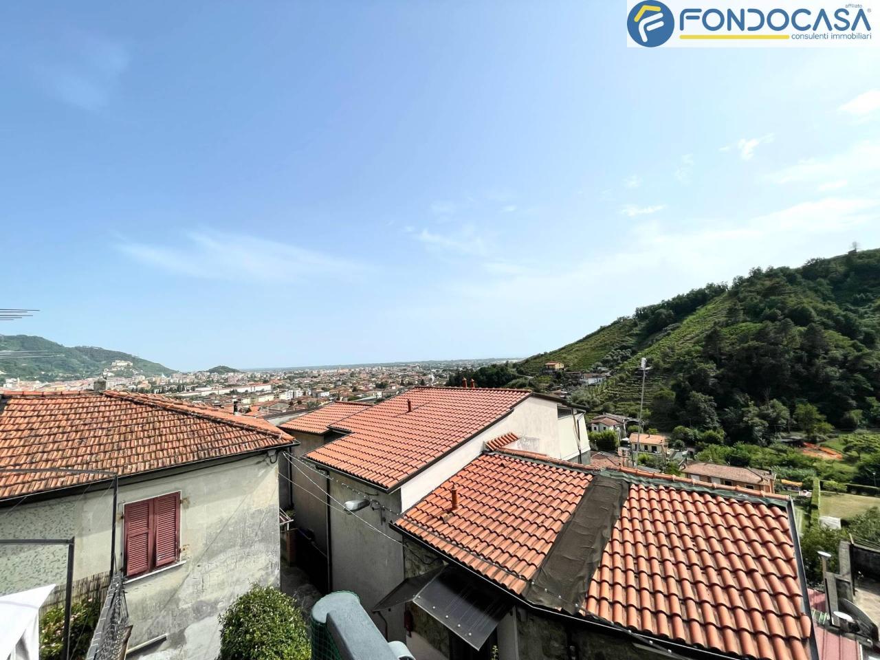 Appartamento in vendita a Massa