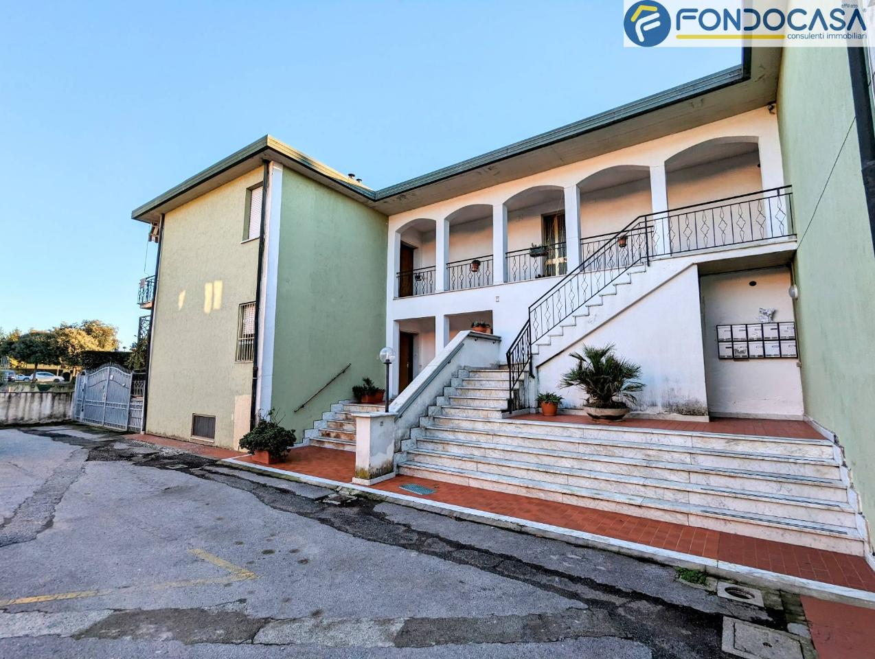 Appartamento in vendita a Massa