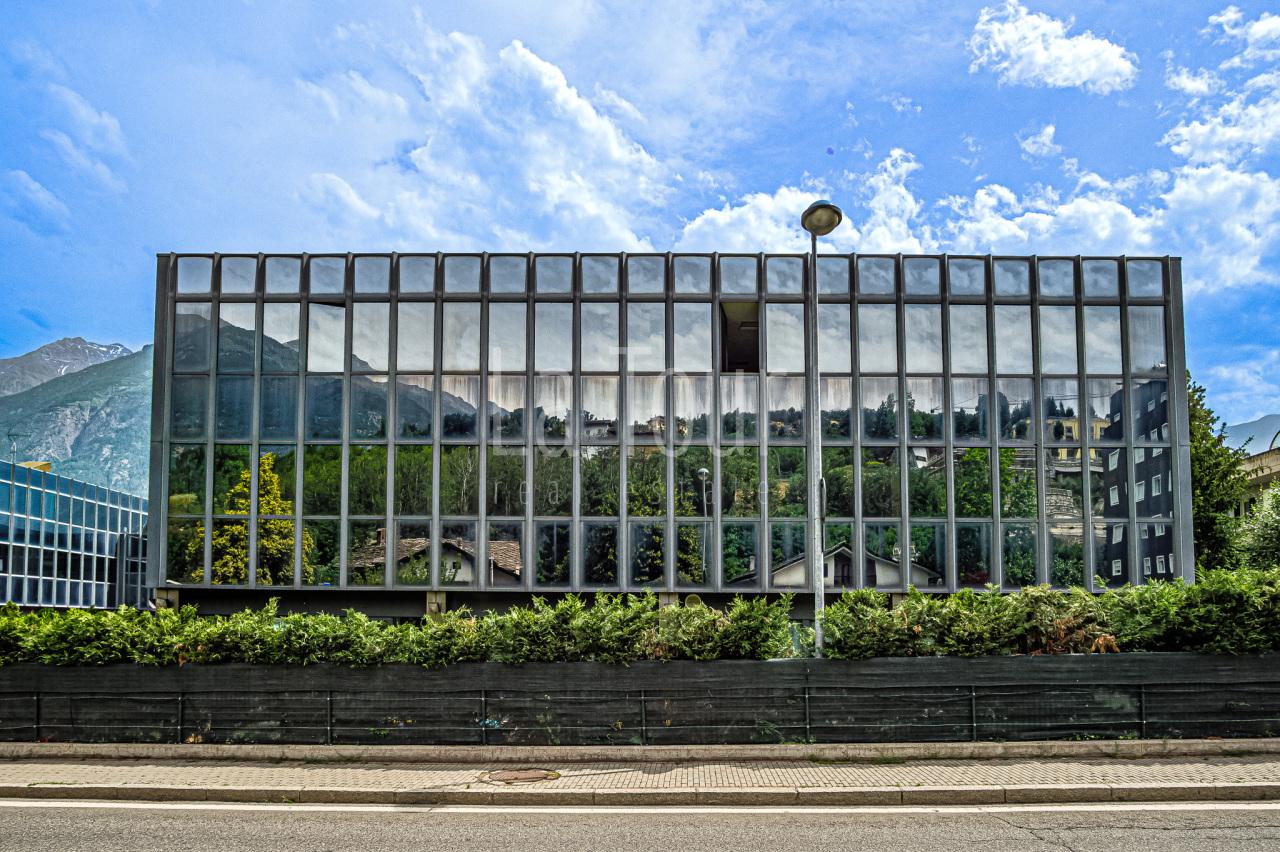Ufficio in vendita a Aosta