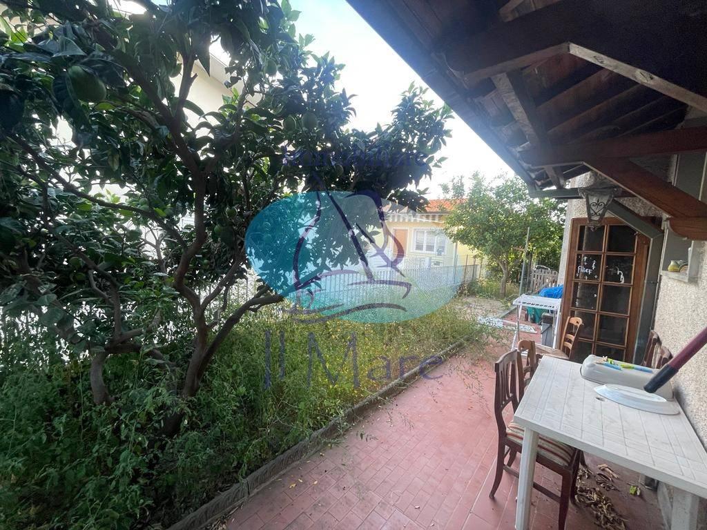 Appartamento in vendita a Viareggio