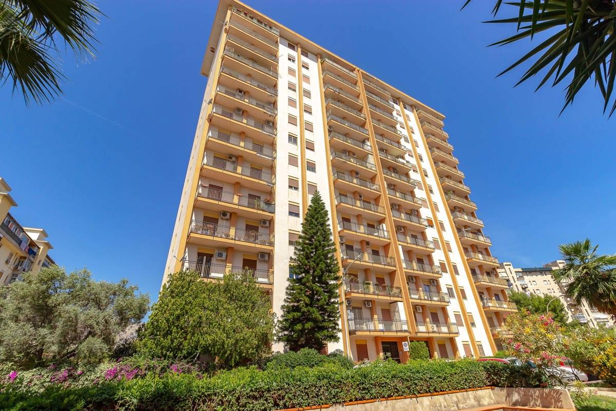 Appartamento in vendita a Palermo