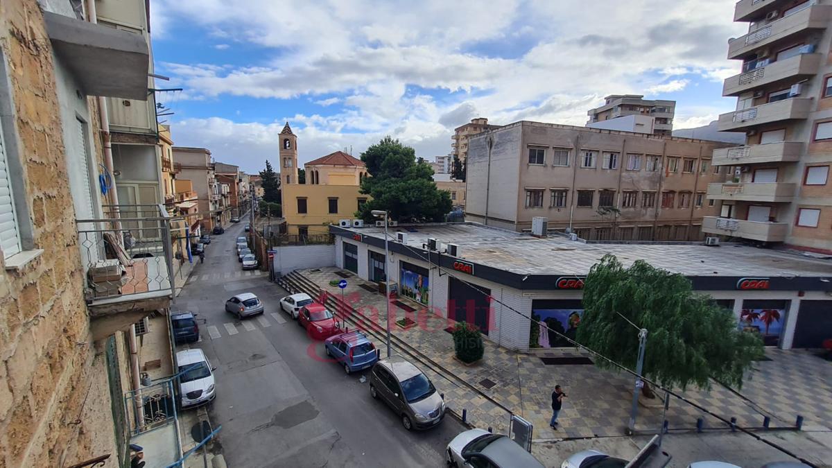 Appartamento in vendita a Palermo