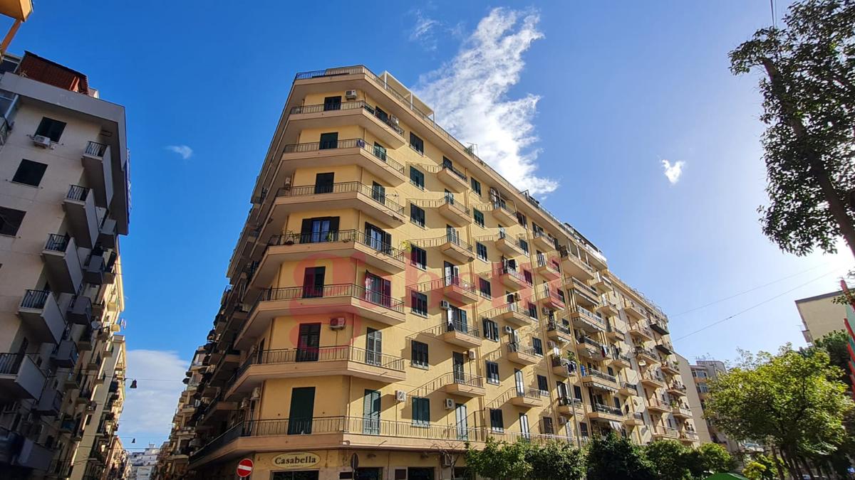 Appartamento in vendita a Palermo
