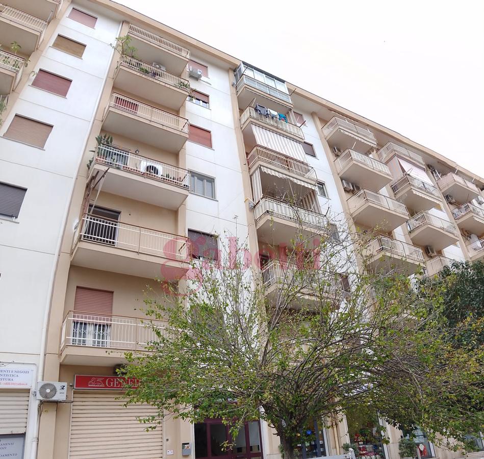 Appartamento in vendita a Palermo