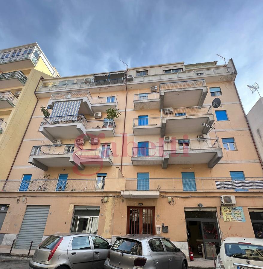 Appartamento in vendita a Palermo