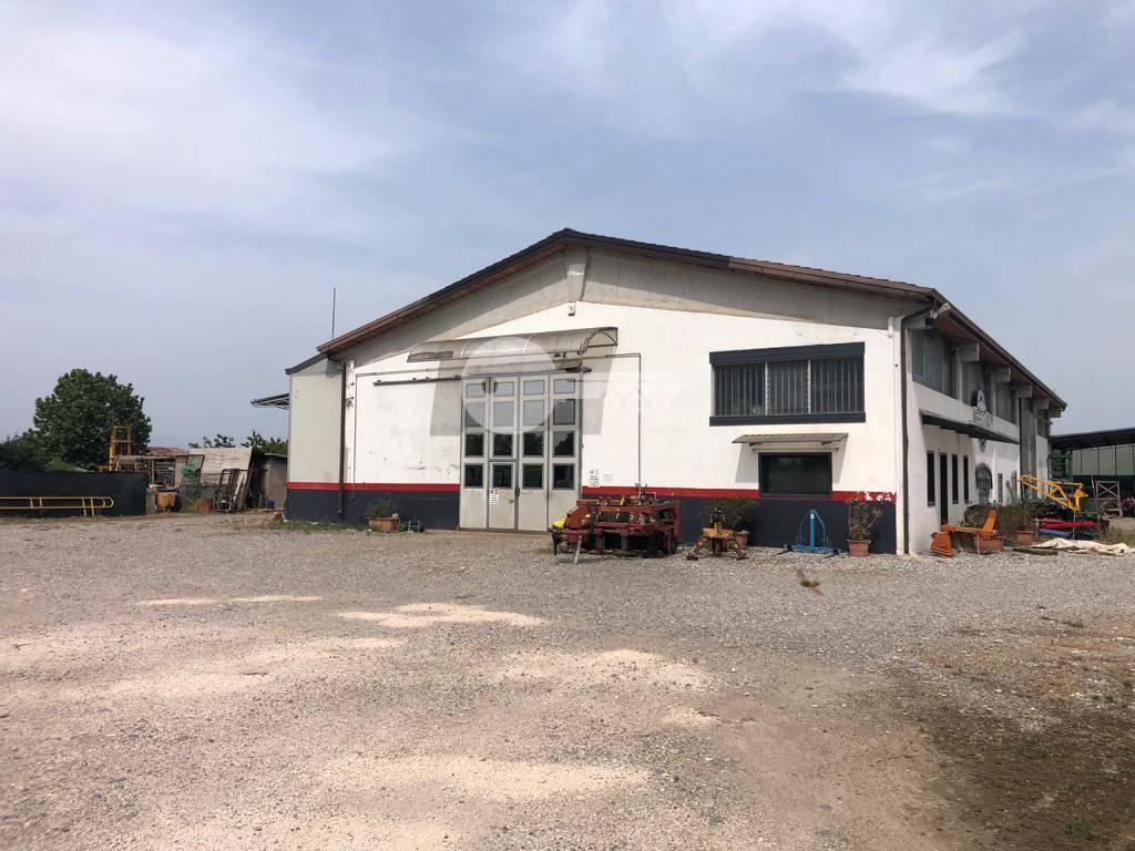 Capannone in vendita a Montichiari