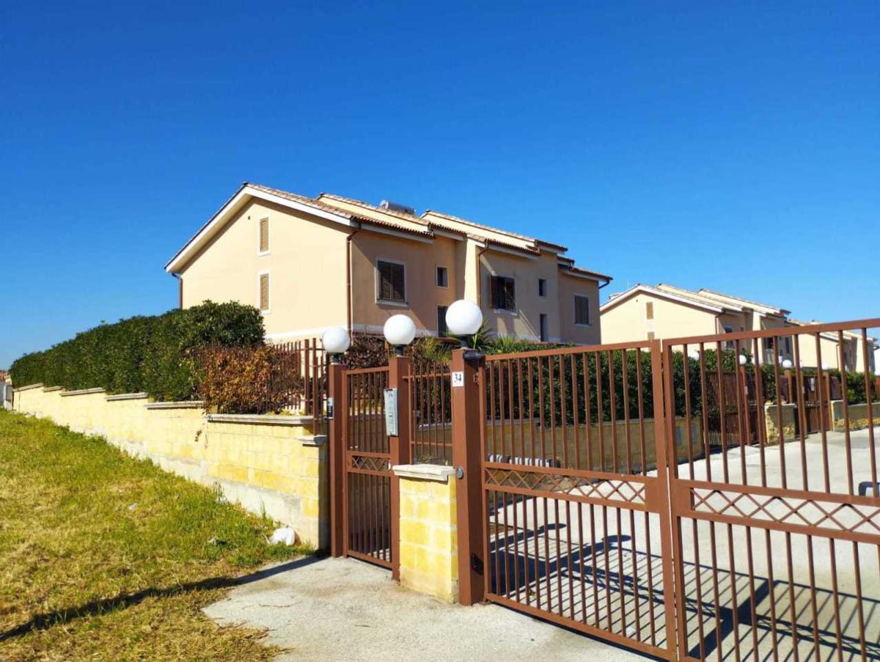 Villa a schiera in vendita a Melilli